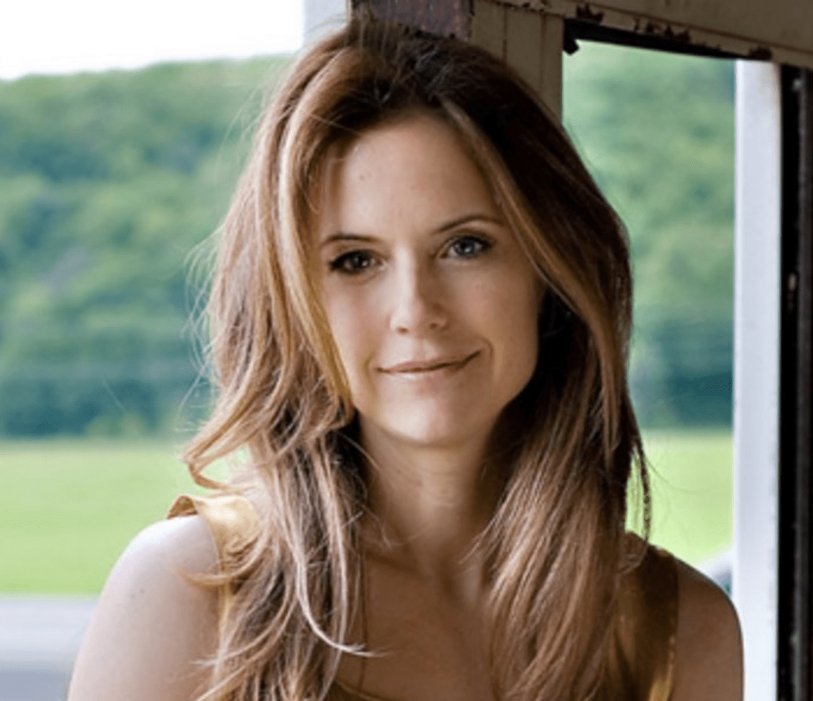 Kelly Preston – PORTLAND MAGAZINE